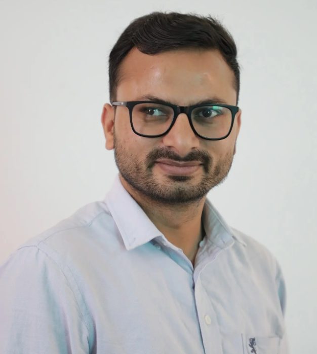 Dr. Anuj Kumar - Noida International University